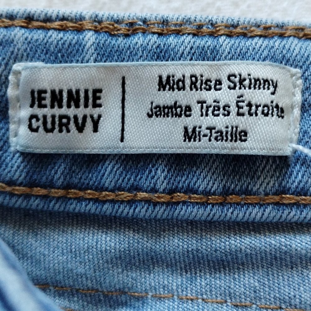 True Religion Jennie Curvy Skinny Shadow Hem Size 25 - Gem